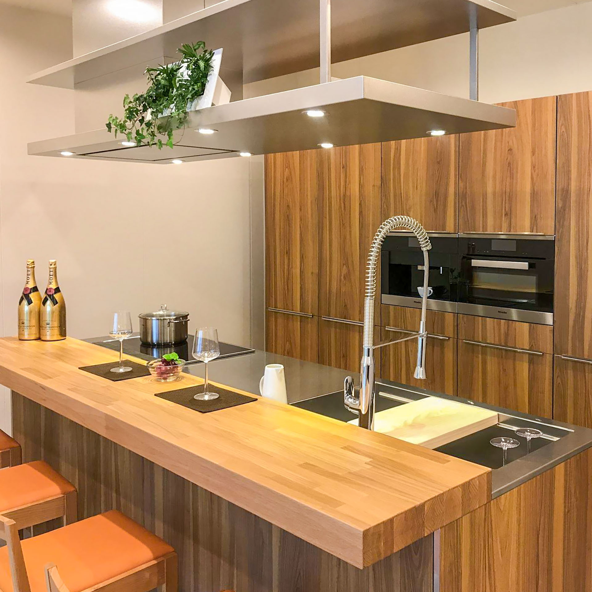 CONTACT | BELEGA 倍利嘉白金經典廚具